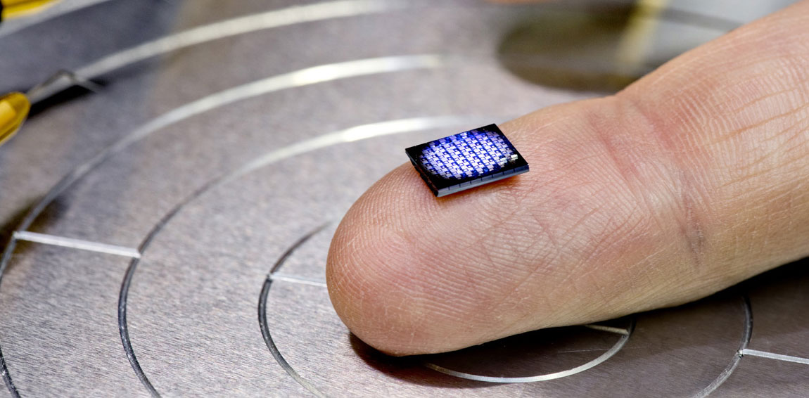 เล็กที่สุดในโลก Ibm เปิดตัวคอมพิวเตอร์ขนาดจิ๋ว ป้องกันของก๊อป