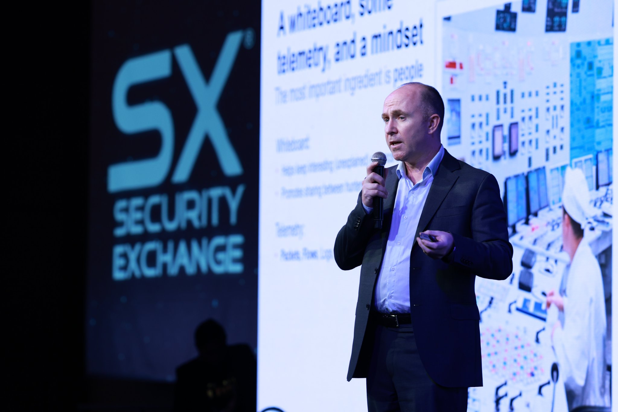 สรุปงานสัมมนา M.Tech Security Exchange 2022 – Trust Starts With Zero ...