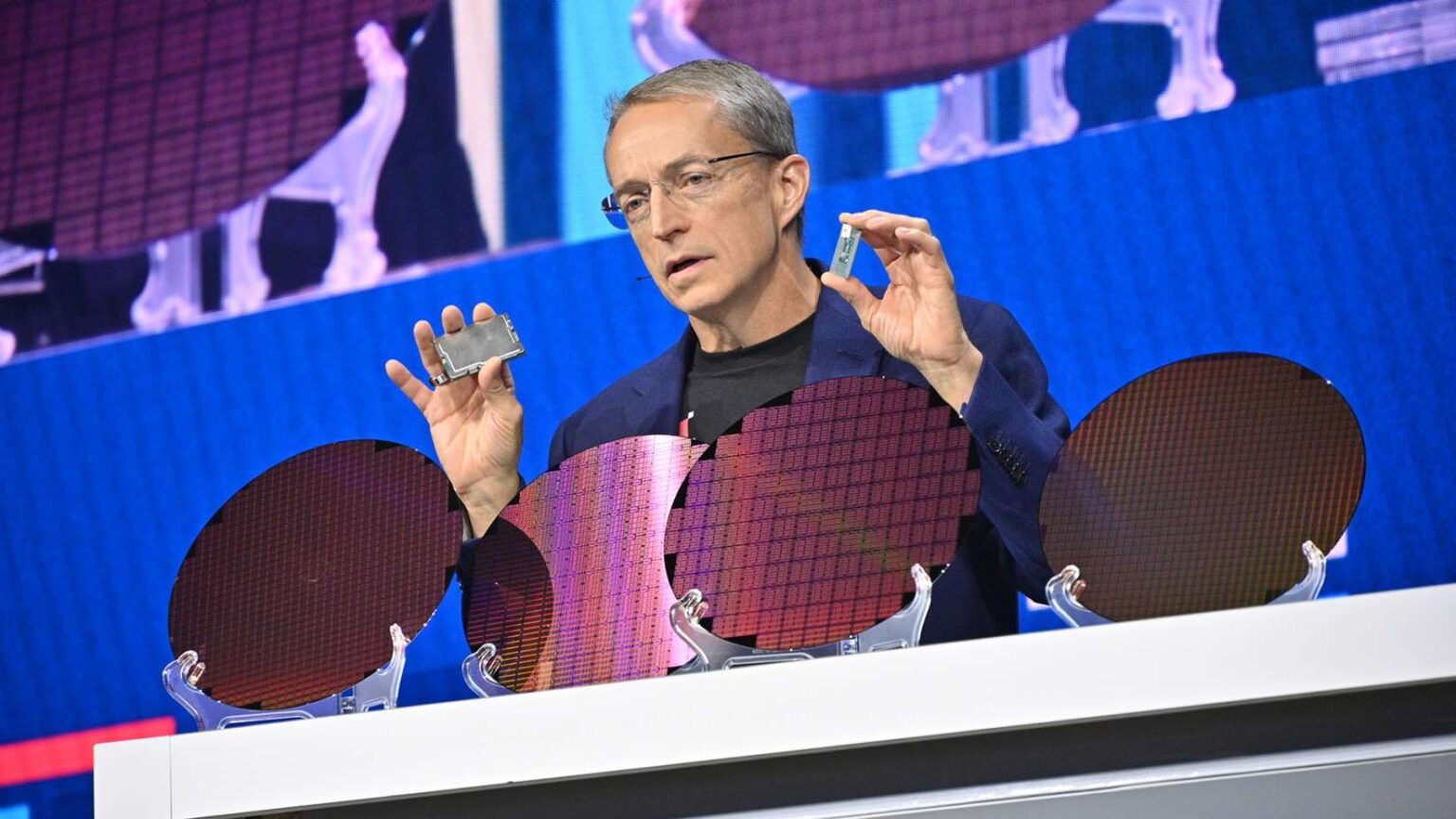 Intel เปิดตัวหน่วยประมวลผล Sierra Forest Xeon มาพร้อม 288 Core ...